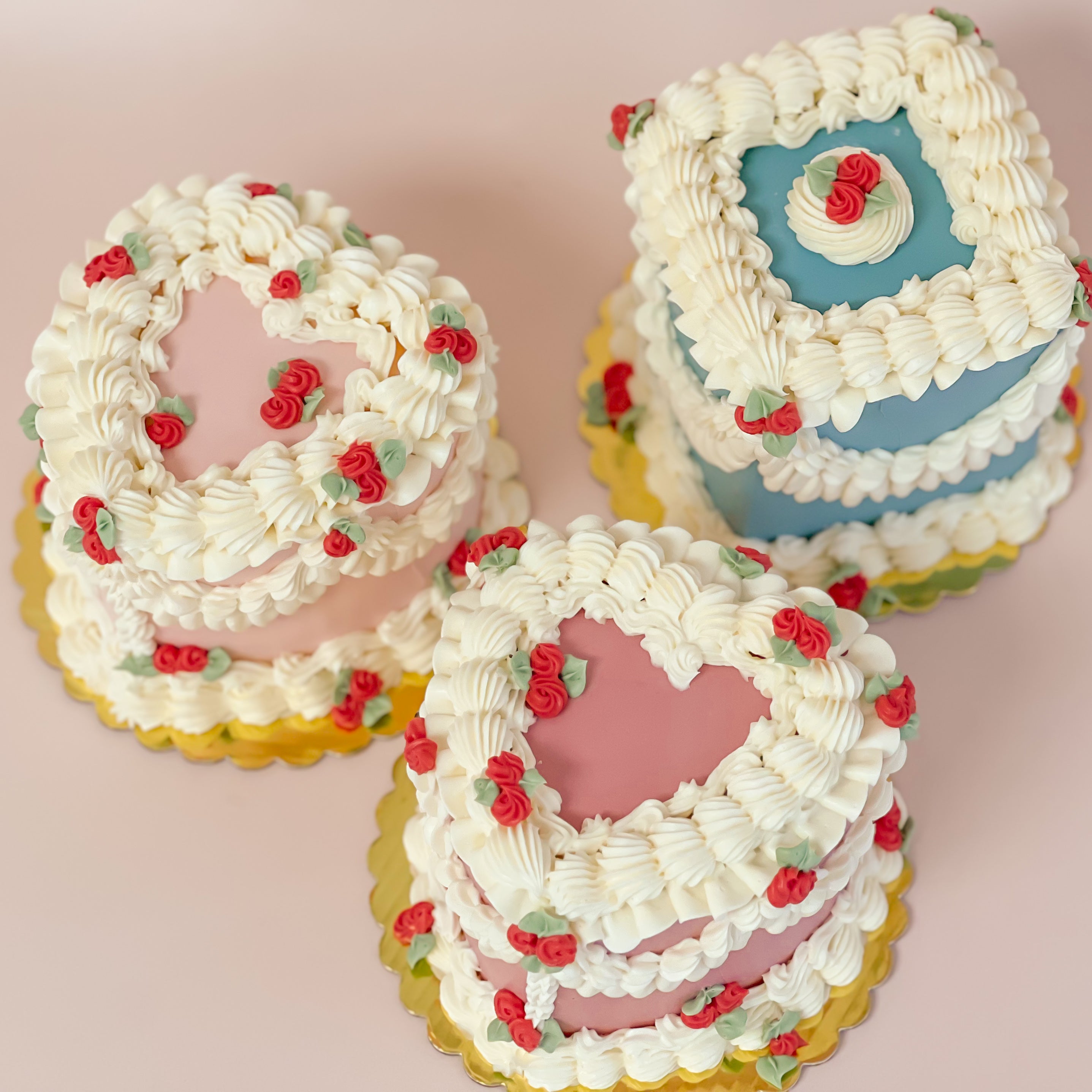 Mini Vintage Rosette Cake, 4" – Shop Wild Rose Cakes