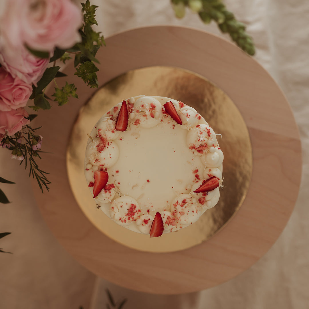 Strawberry Champagne – Shop Wild Rose Cakes