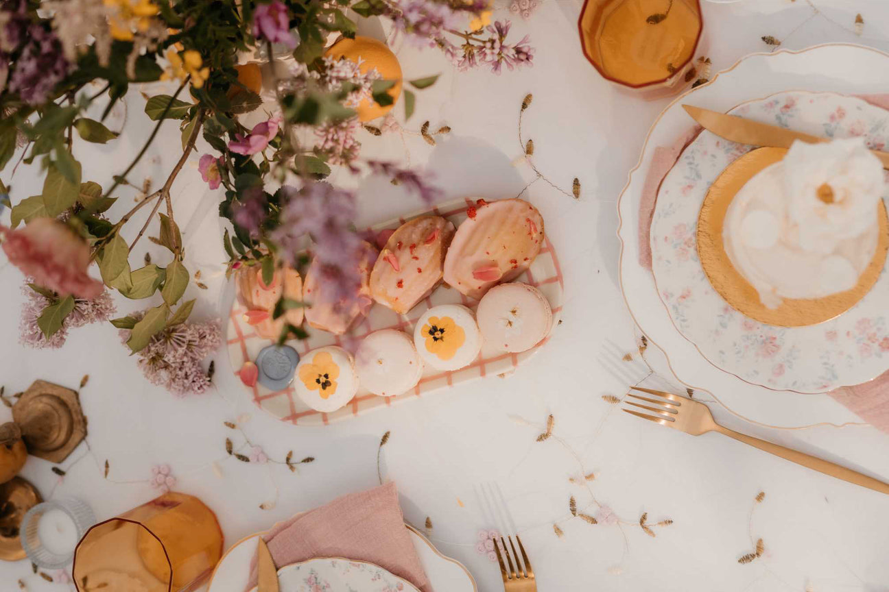 Shop Wild Rose Cakes